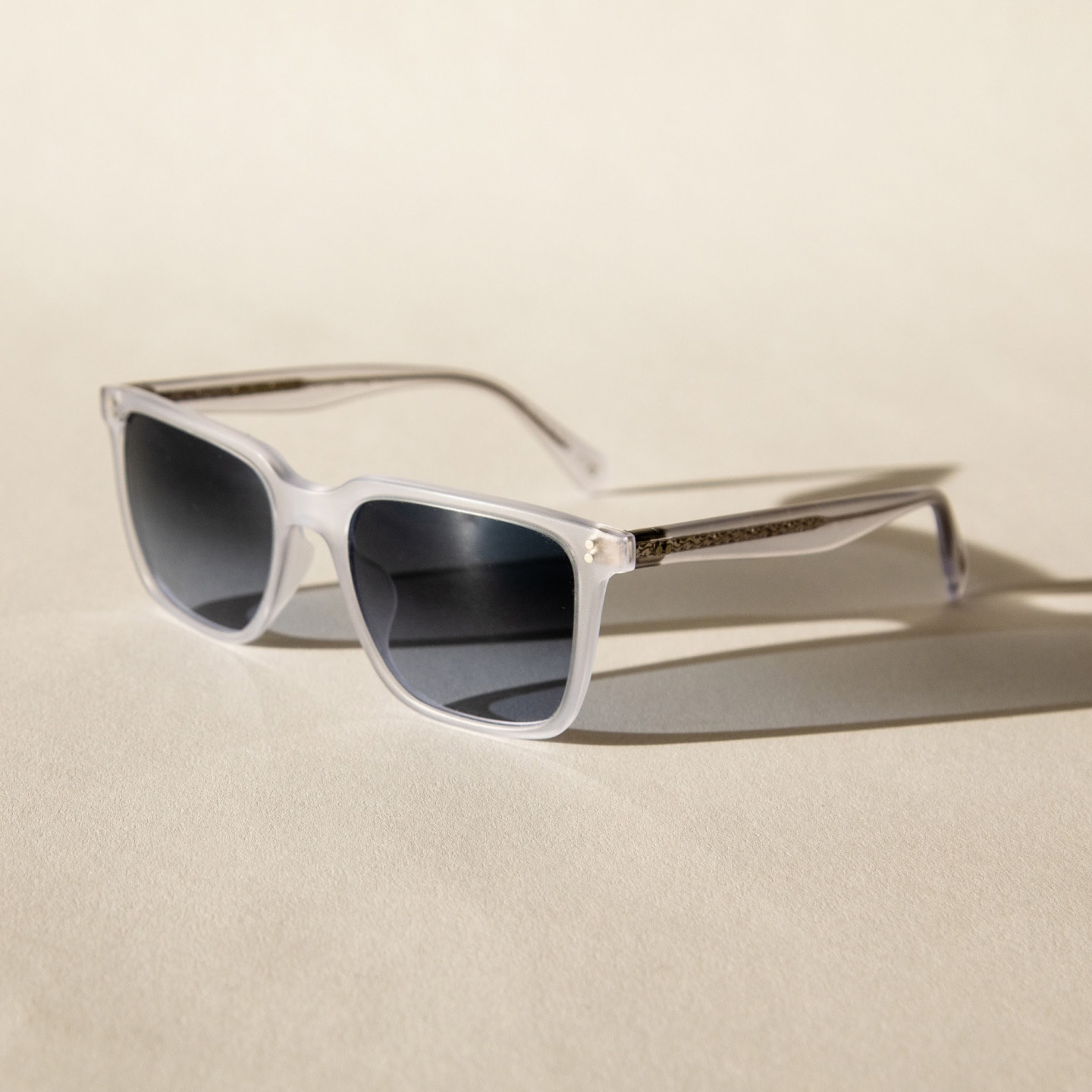 Oliver Lachman Sun Exclusive Sunglasses in Semi-Matte Crystal | Oliver®