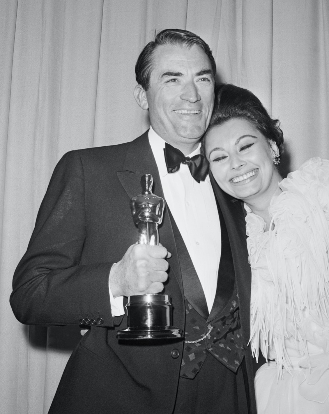 Gregory Peck, the iconic actor behind the frame | OP Stories Oliver ...